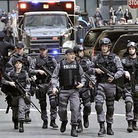 Flashpoint: Flashpoint : Foto Amy Jo Johnson, David Paetkau, Michael ...