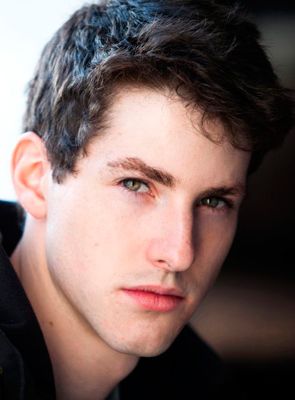 Sean Flynn - SensaCine.com