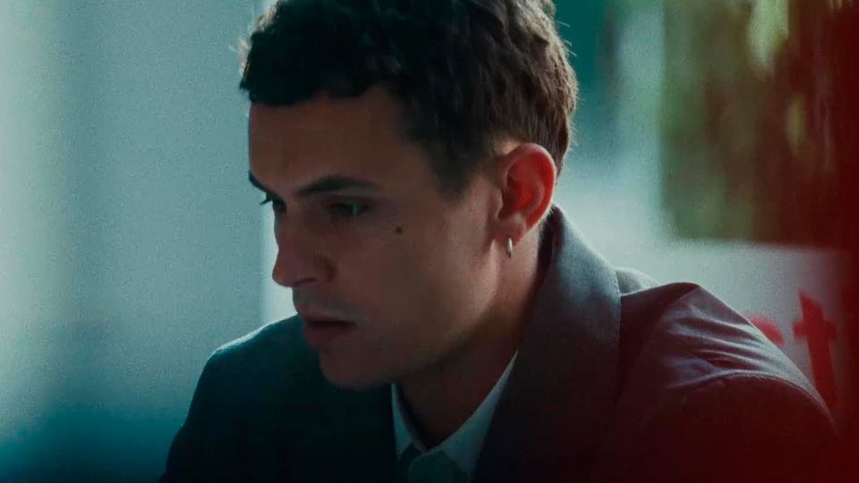 Tráiler de la película Hugo 24 - Hugo 24 Tráiler - SensaCine.com