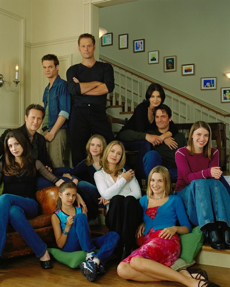 Foto de Marin Hinkle - Foto Meredith Deane, Sela Ward, Billy Campbell ...