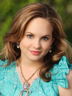 Meaghan Martin : sus películas y series en streaming - SensaCine.com