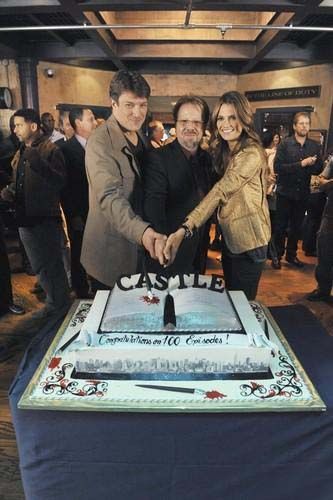 Foto de Stana Katic - Castle : Foto Andrew Marlowe, Stana Katic, Nathan ...