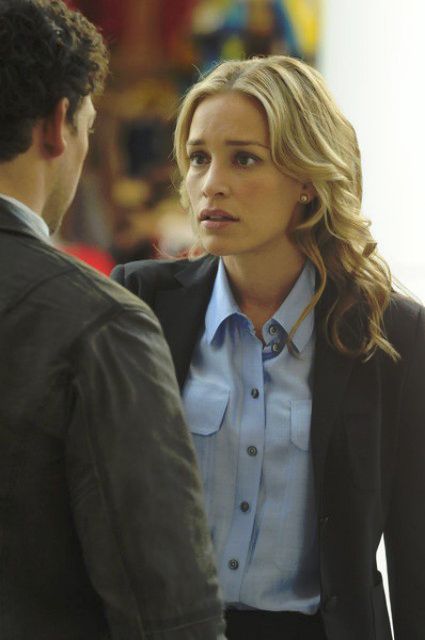 Covert Affairs : Covert Affairs : Foto Piper Perabo, Richard Coyle ...