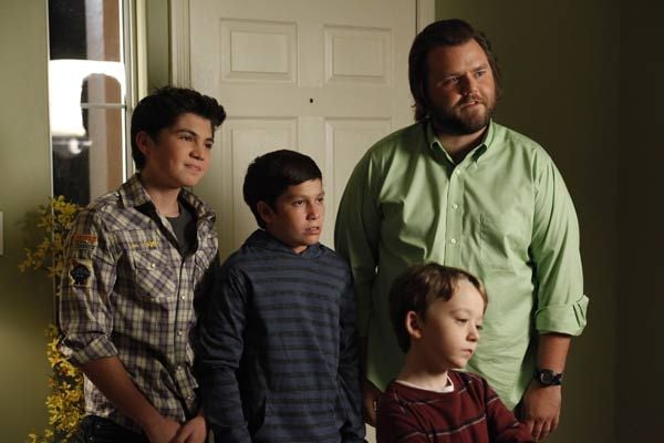 Foto de Matthew Levy - Foto Tyler Labine, Benjamin Stockham, Frank ...