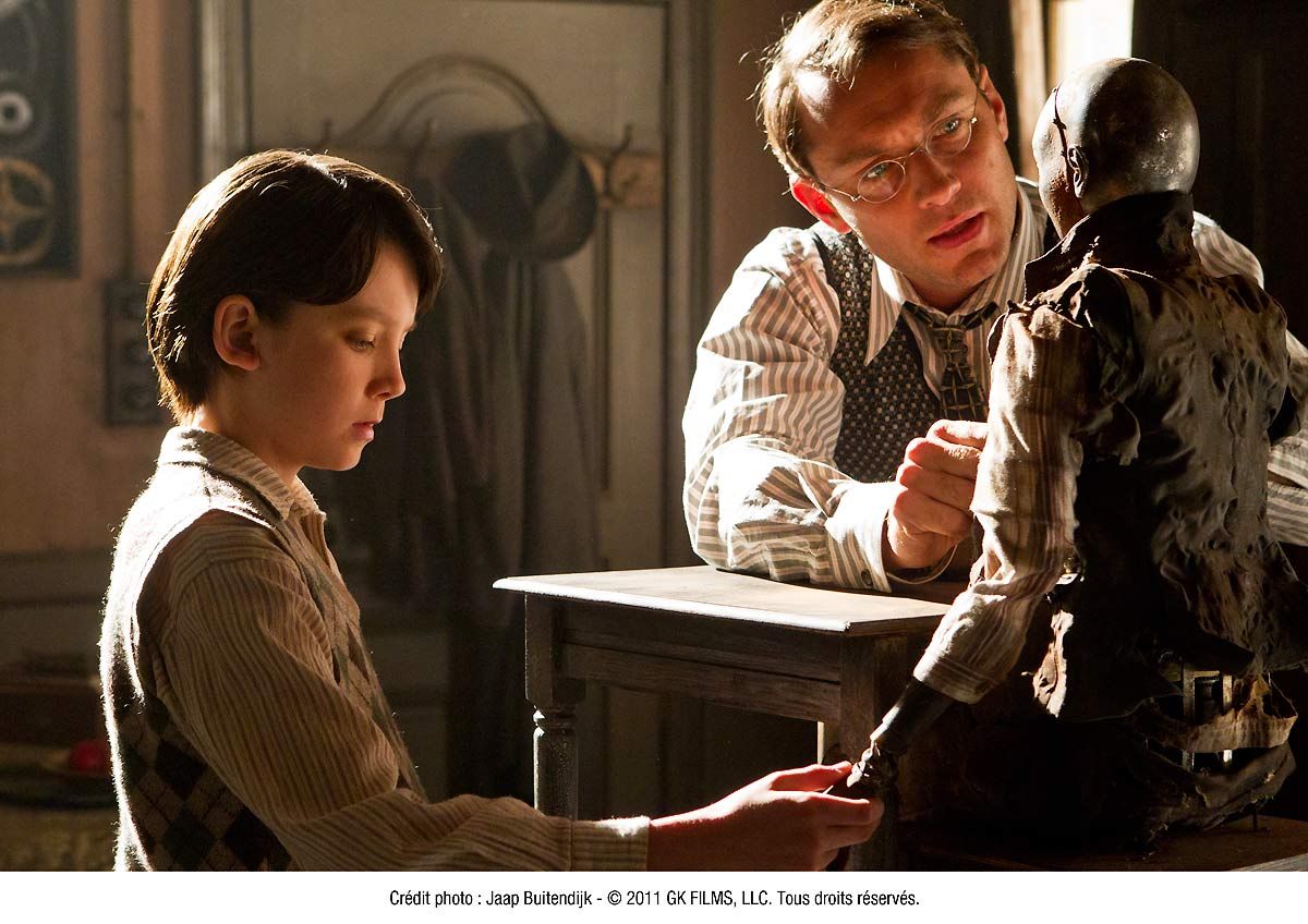 Foto de Asa Butterfield - La invención de Hugo : Foto Jude Law, Asa ...