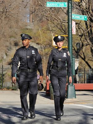 Reparto NYC 22 temporada 1 - SensaCine.com