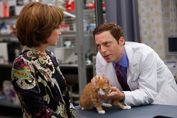 Animal Practice : Animal Practice : Foto Justin Kirk, Annie Potts ...