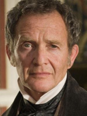 Anton Lesser - SensaCine.com