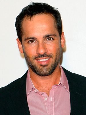 Alex Dimitriades - SensaCine.com