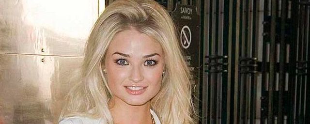 Once Upon A Time In Wonderland Ficha A Emma Rigby Como La Reina Roja