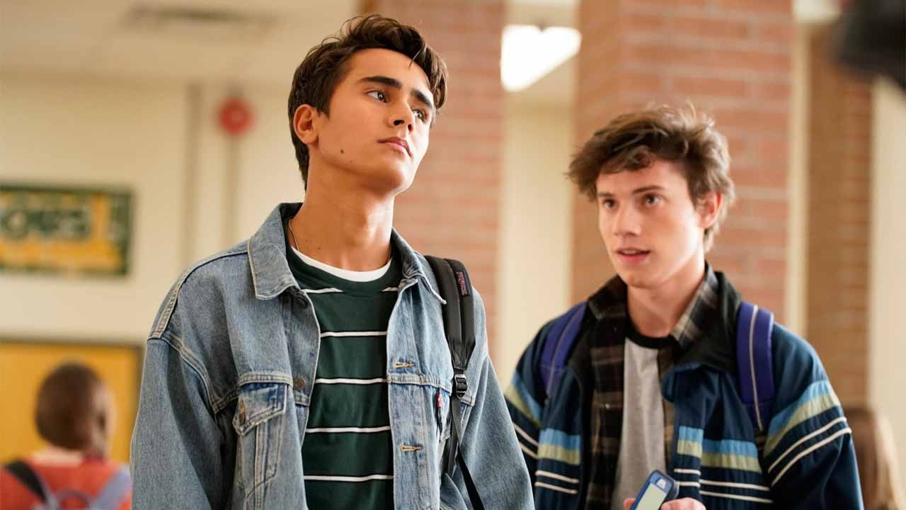 La serie de Disney+ 'Con amor, Simon' se marcha a Hulu y se cambia de ...