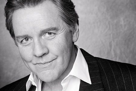 Robert Ginty - SensaCine.com