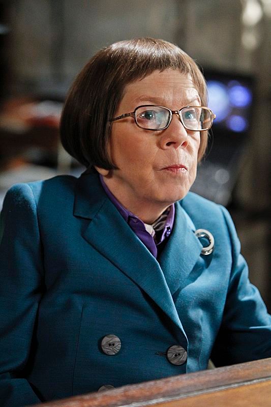 NCIS: Los Ángeles : NCIS: Los Ángeles : Foto Linda Hunt - Foto 829 ...