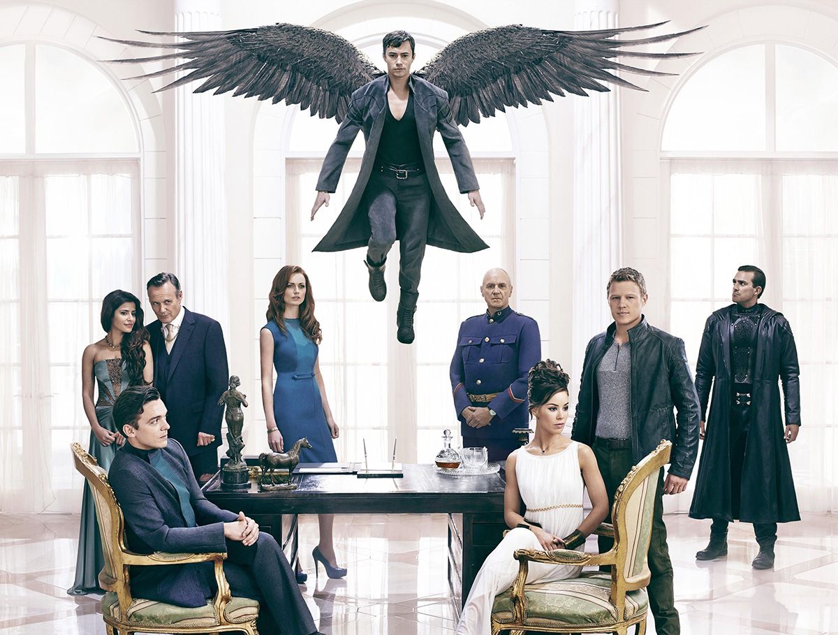 Dominion : Foto Alan Dale, Christopher Egan, Shivani Ghai, Tom Wisdom ...