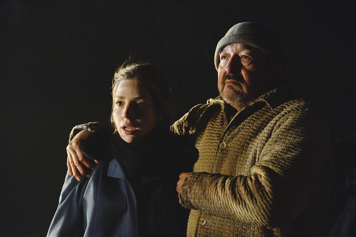 Foto de Anna Hopkins - Defiance : Foto Anna Hopkins - Foto 18 de 25 ...