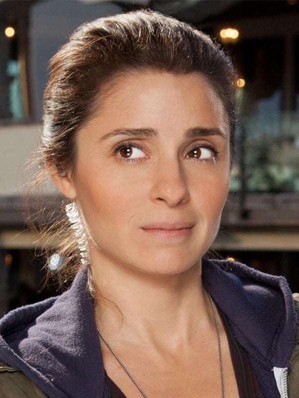 Shiri Appleby - SensaCine.com