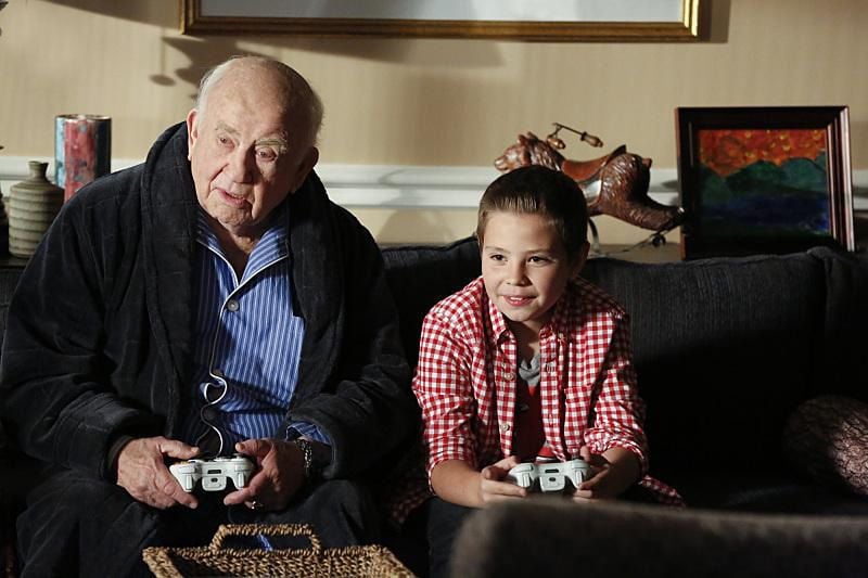 Foto de Cade Owens - Mentes criminales : Foto Cade Owens, Edward Asner ...