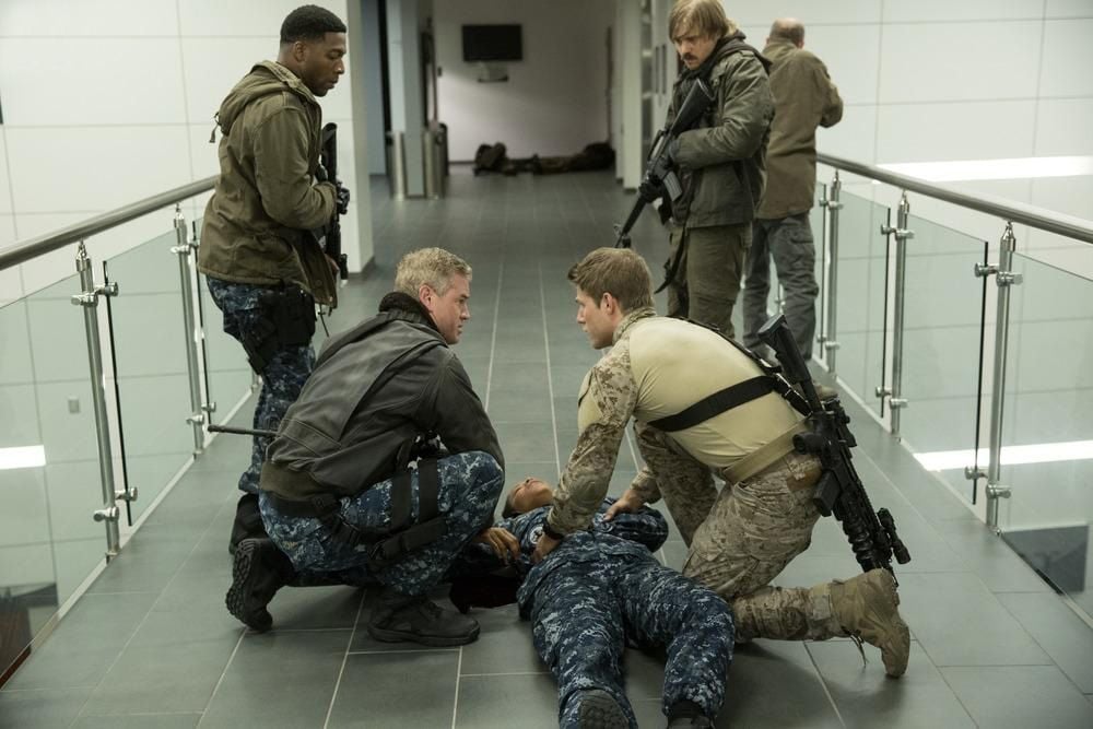 The Last Ship : The Last Ship : Foto Jocko Sims, Travis Van Winkle ...