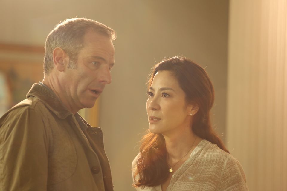 Foto de Michelle Yeoh - Strike Back : Foto Robson Green, Michelle Yeoh ...