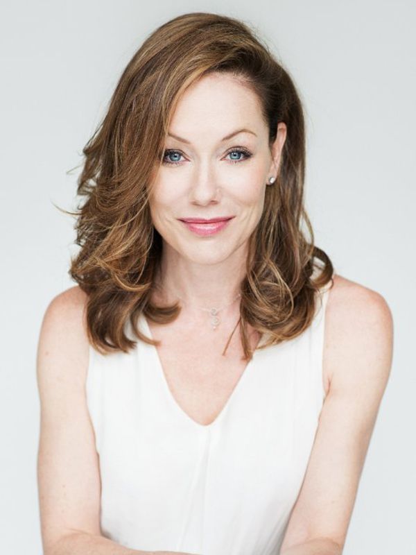 Simone-Elise Girard - SensaCine.com