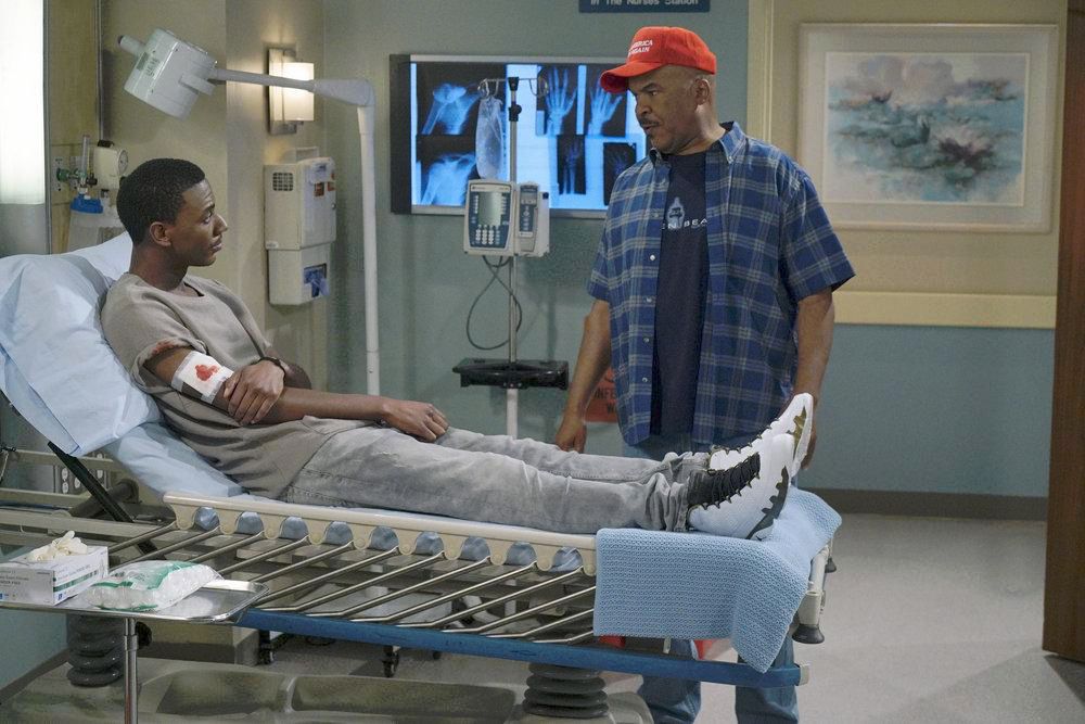 The Carmichael Show: Foto David Alan Grier, Jerrod Carmichael - 73 ...