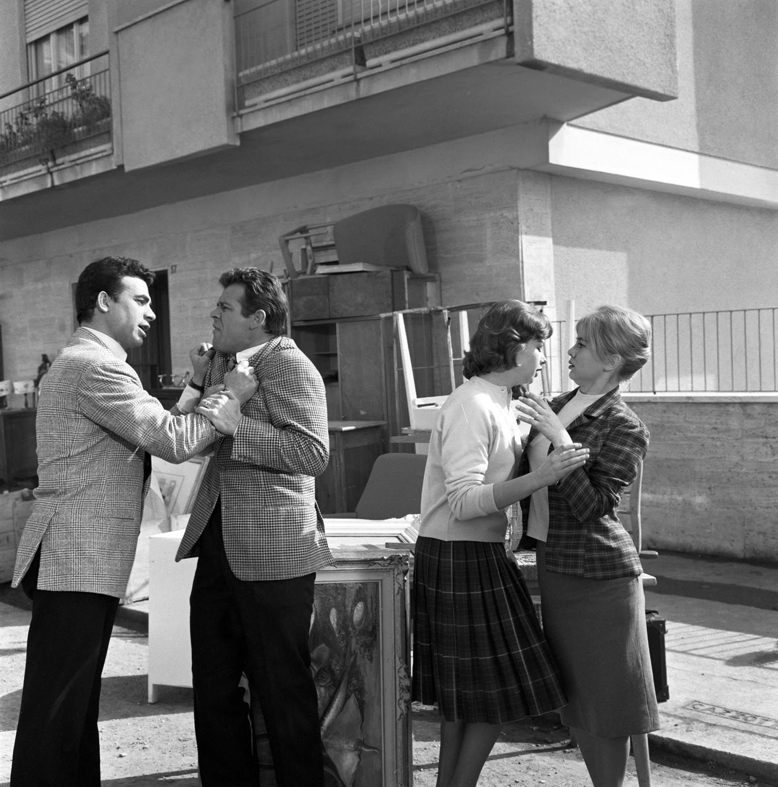 Foto de la película Il Poveri milionari - Foto 4 por un total de 6 ...