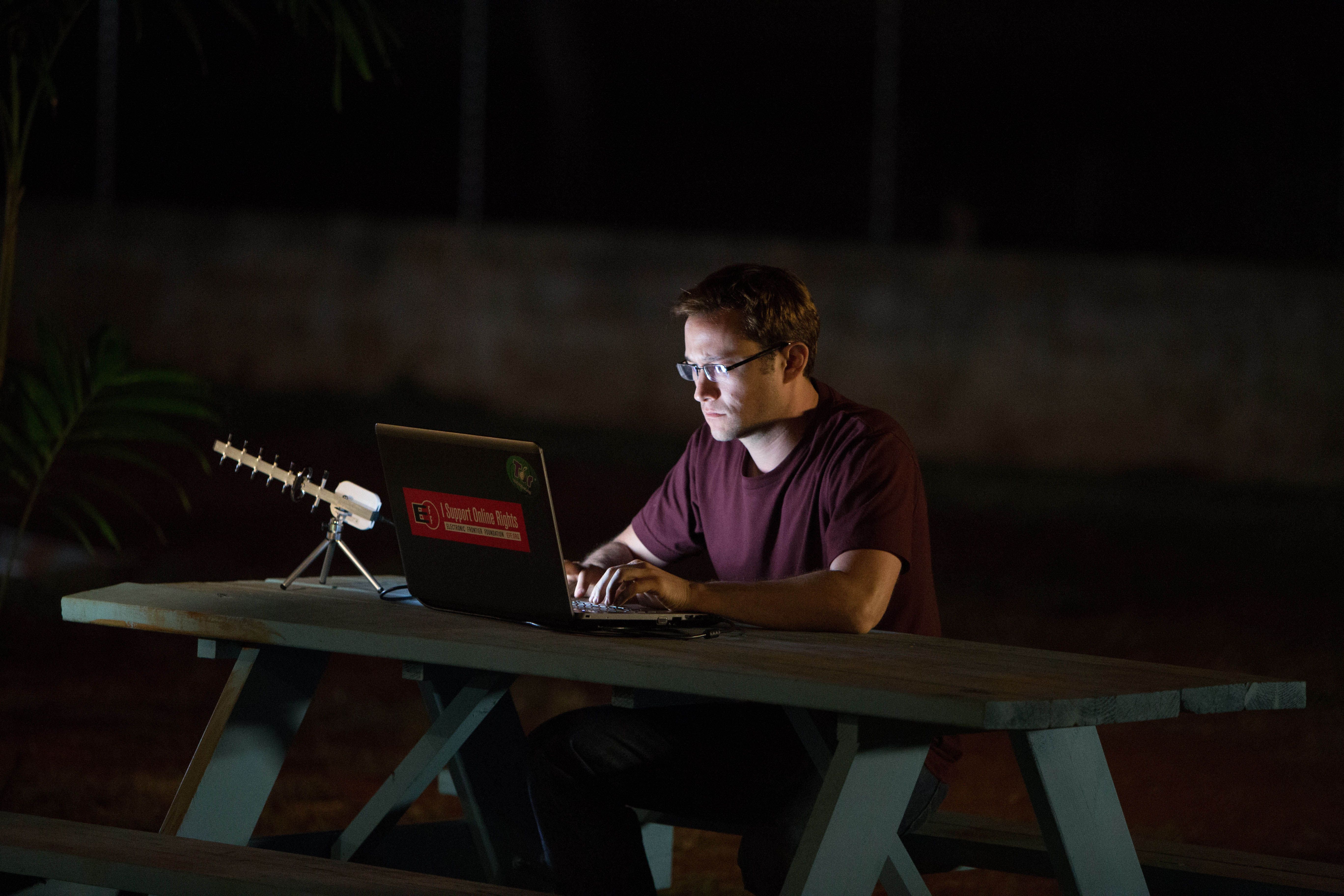 Foto de la película Snowden - Foto 20 por un total de 26 - SensaCine.com