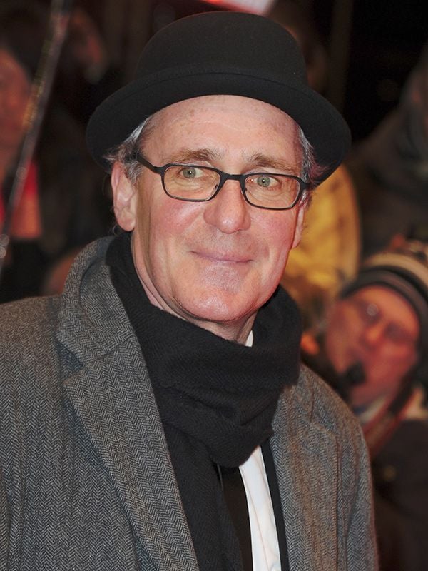 August Zirner - SensaCine.com