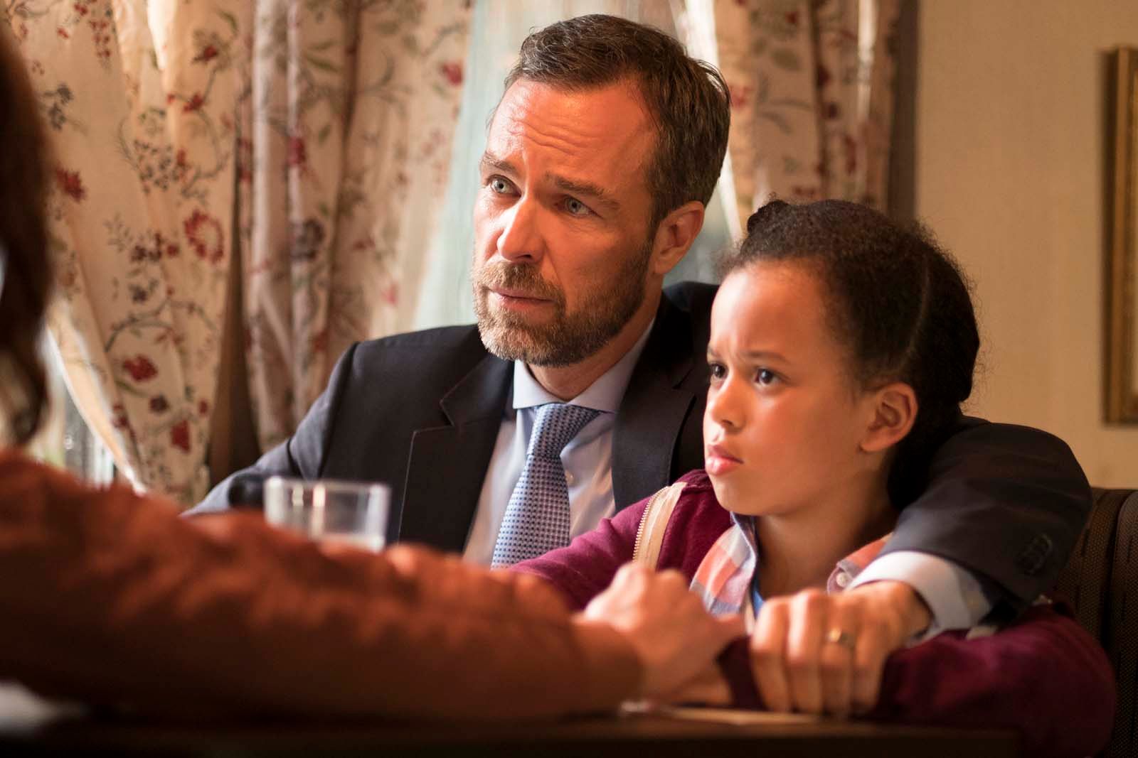Foto de Aria Birch - Foto Aria Birch, JR Bourne - SensaCine.com