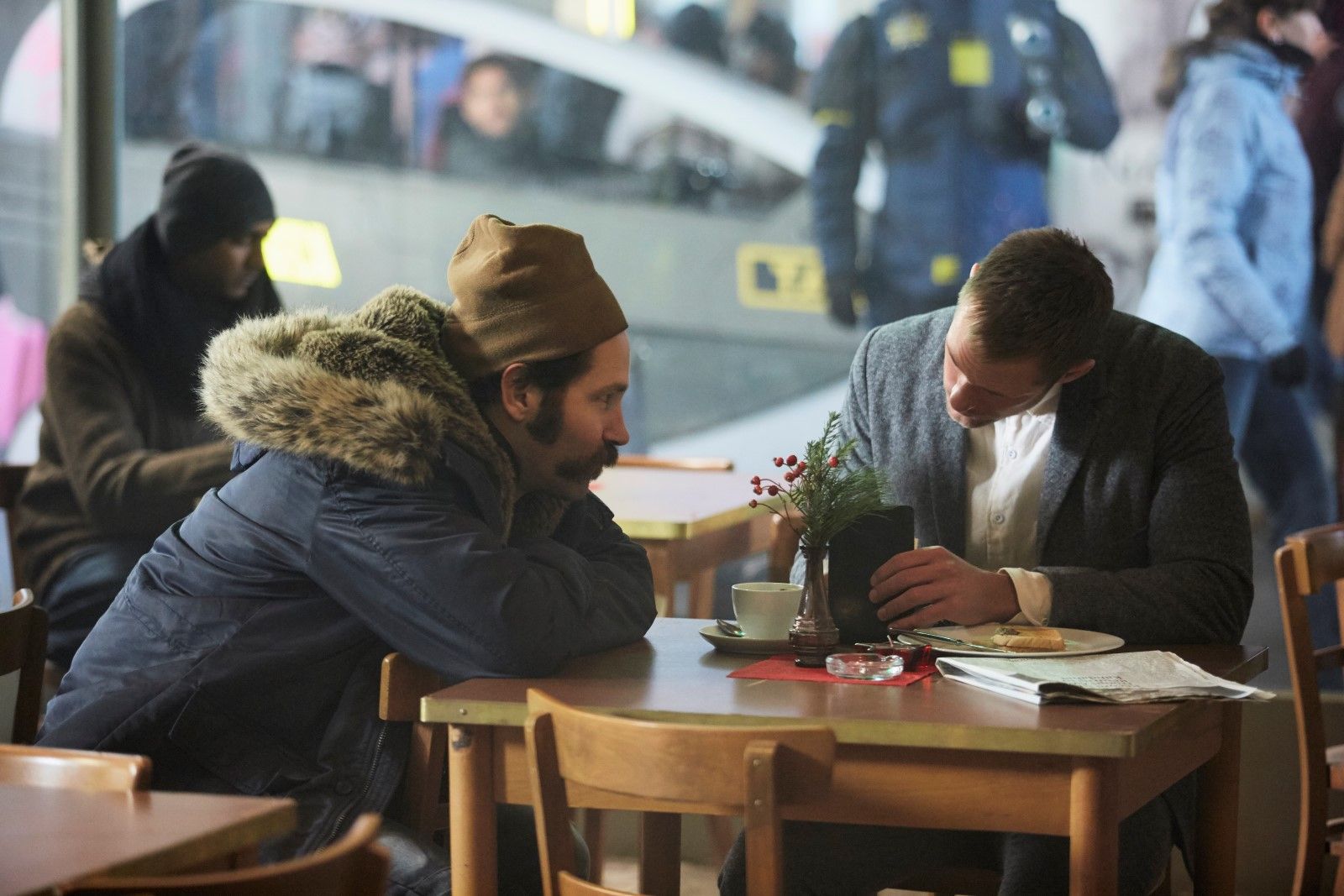 Foto de Paul Rudd - Mute : Foto Paul Rudd, Alexander Skarsgård - Foto ...