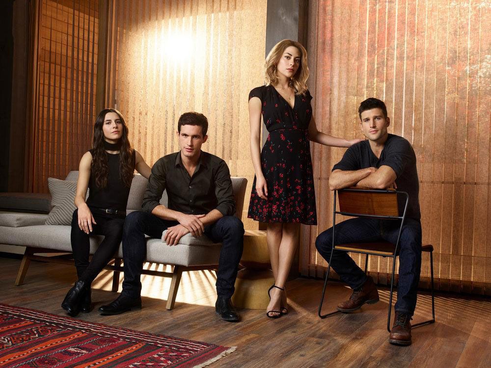 Foto de Marianne Rendón - Foto Inbar Lavi, Parker Young, Rob Heaps ...