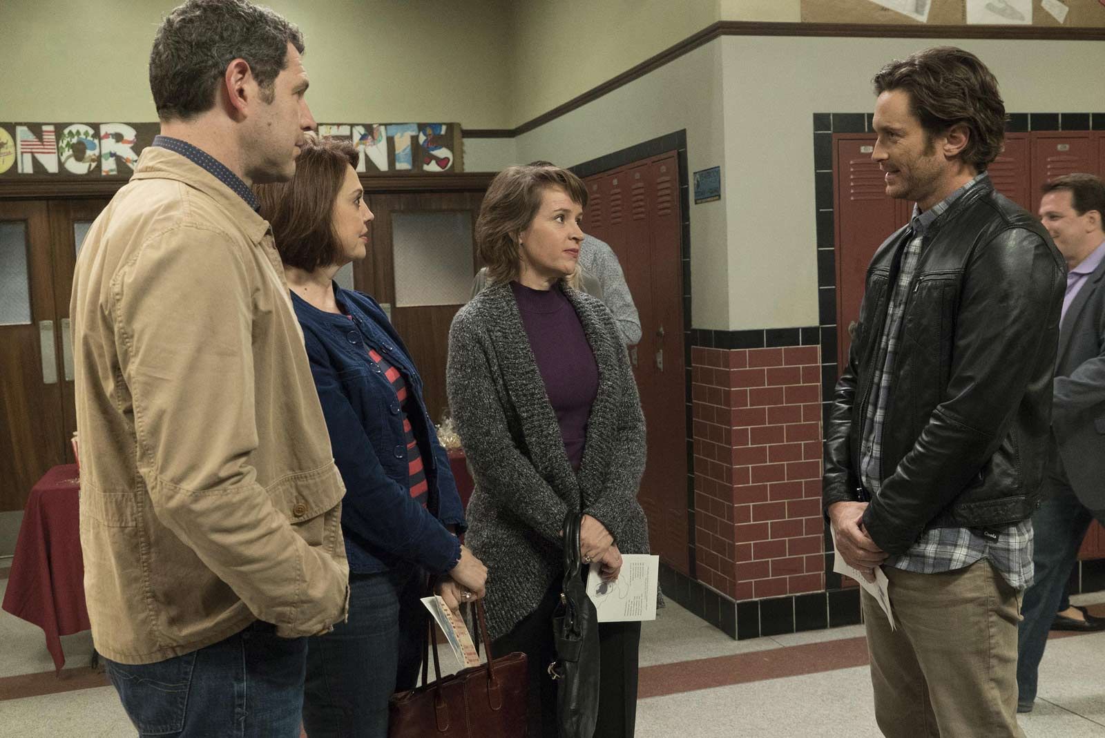 Splitting Up Together : Splitting Up Together : Foto Oliver Hudson, Amy Chaffee, Kiva Jump, John ...