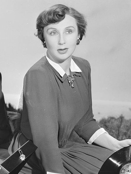 Googie Withers - SensaCine.com