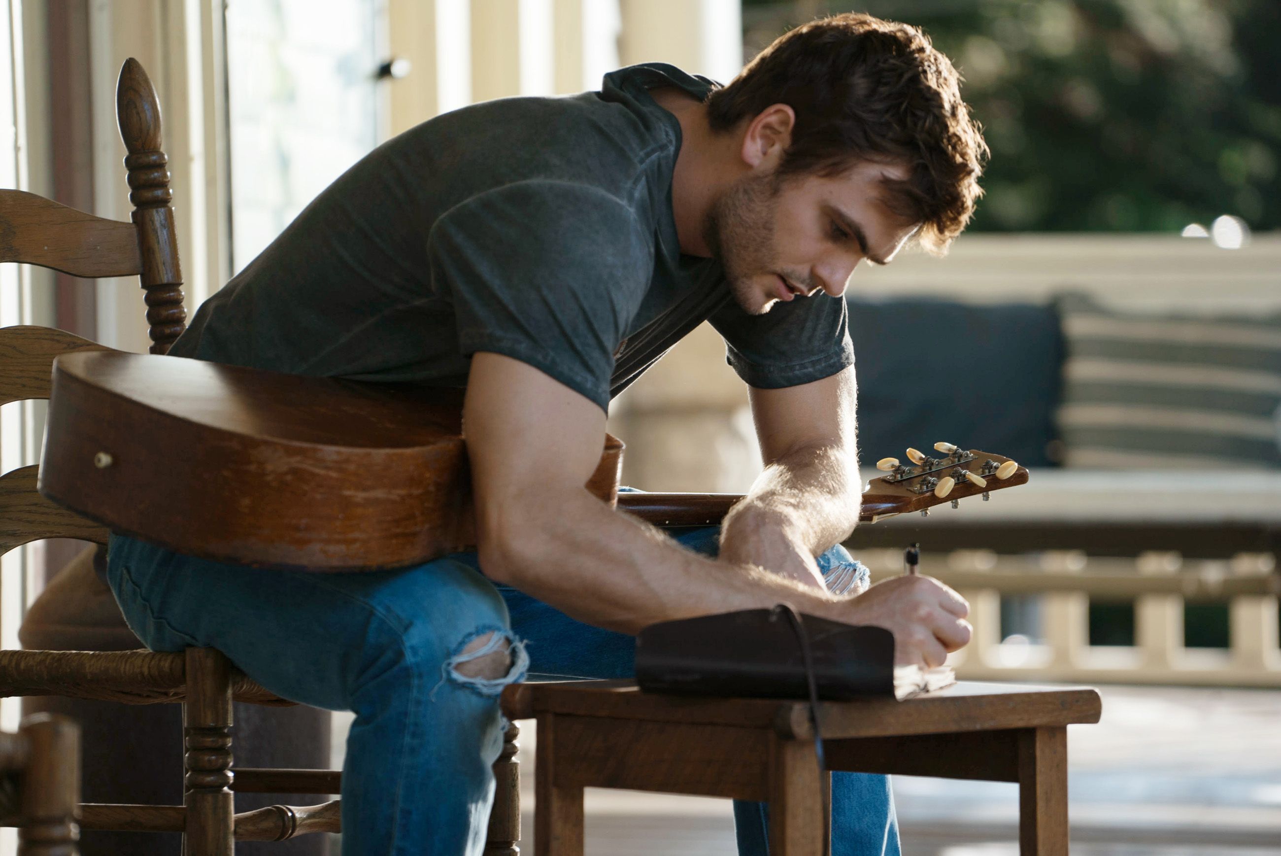 Foto de Alex Roe - Forever My Girl : Foto Alex Roe - Foto 29 de 69 ...