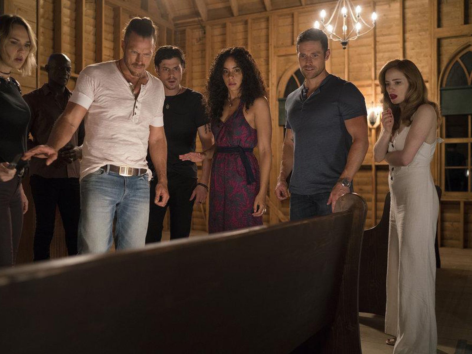 Midnight, Texas : Midnight, Texas : Foto Parisa Fitz-Henley, Jason ...