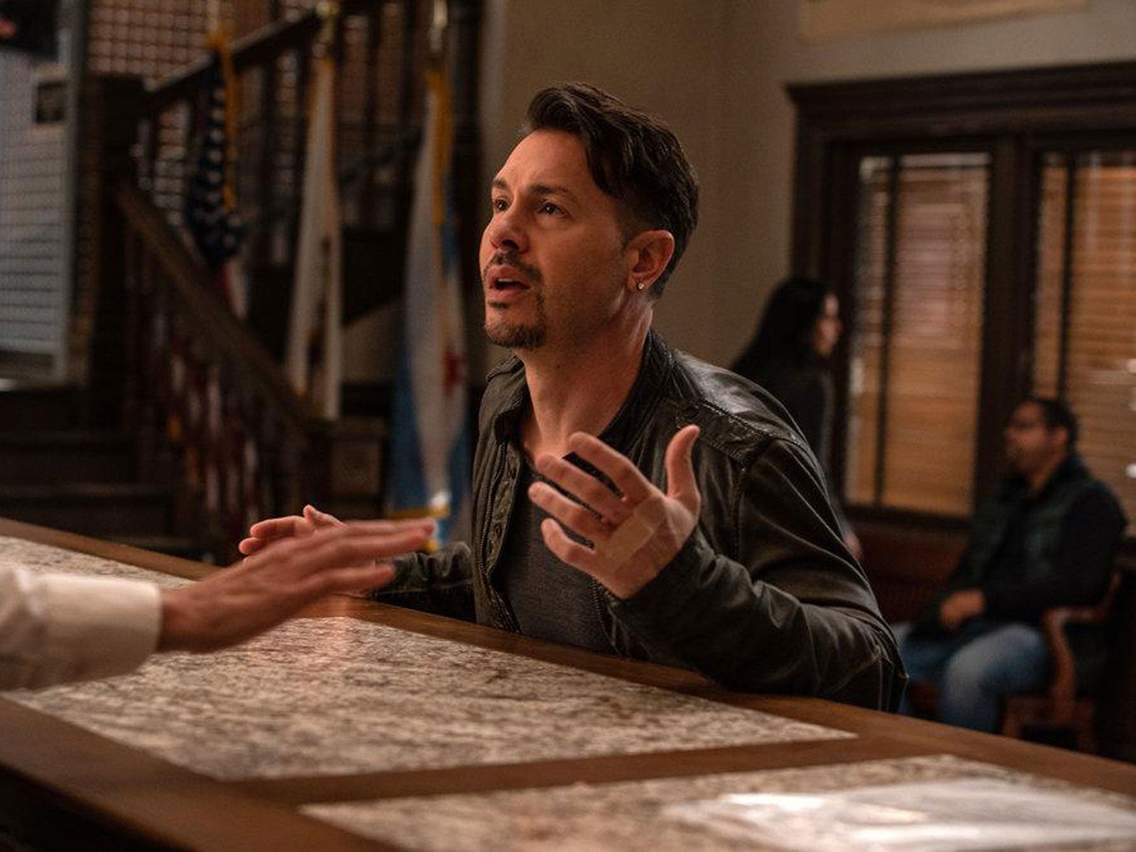 Foto de Jon Seda - Chicago PD : Foto Jon Seda - Foto 18 de 218 ...