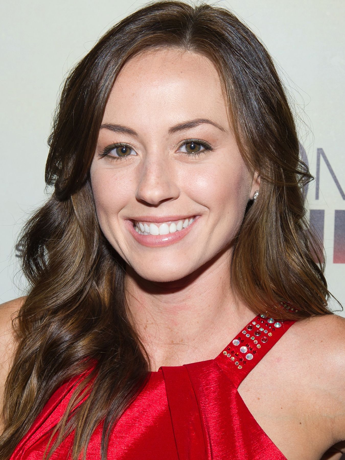 Ashley Bratcher - SensaCine.com