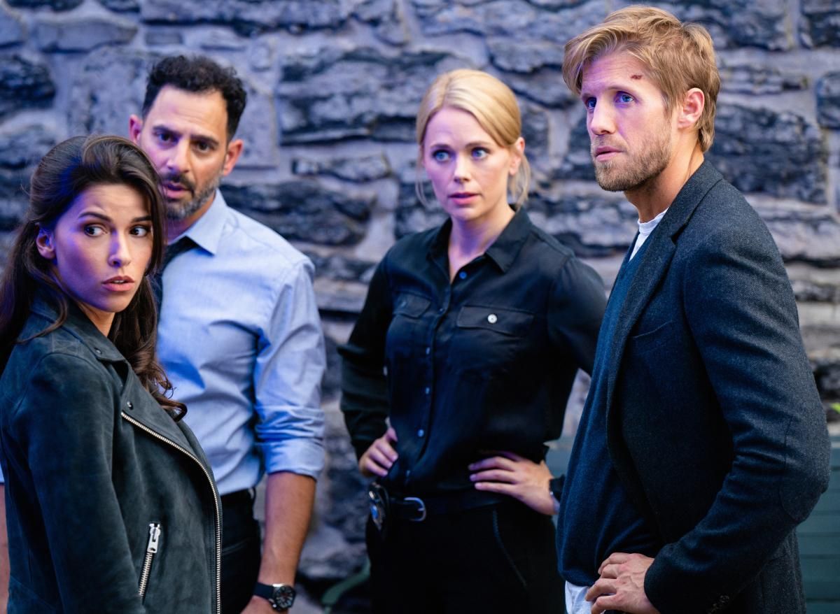 Foto de Matt Barr - Blood and Treasure : Foto Patrick Sabongui, Katia ...