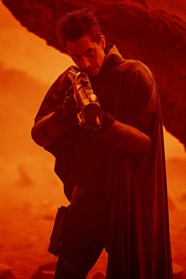 Foto de Rasmus Hardiker - Krypton : Foto Rasmus Hardiker - Foto 2 de 3 ...