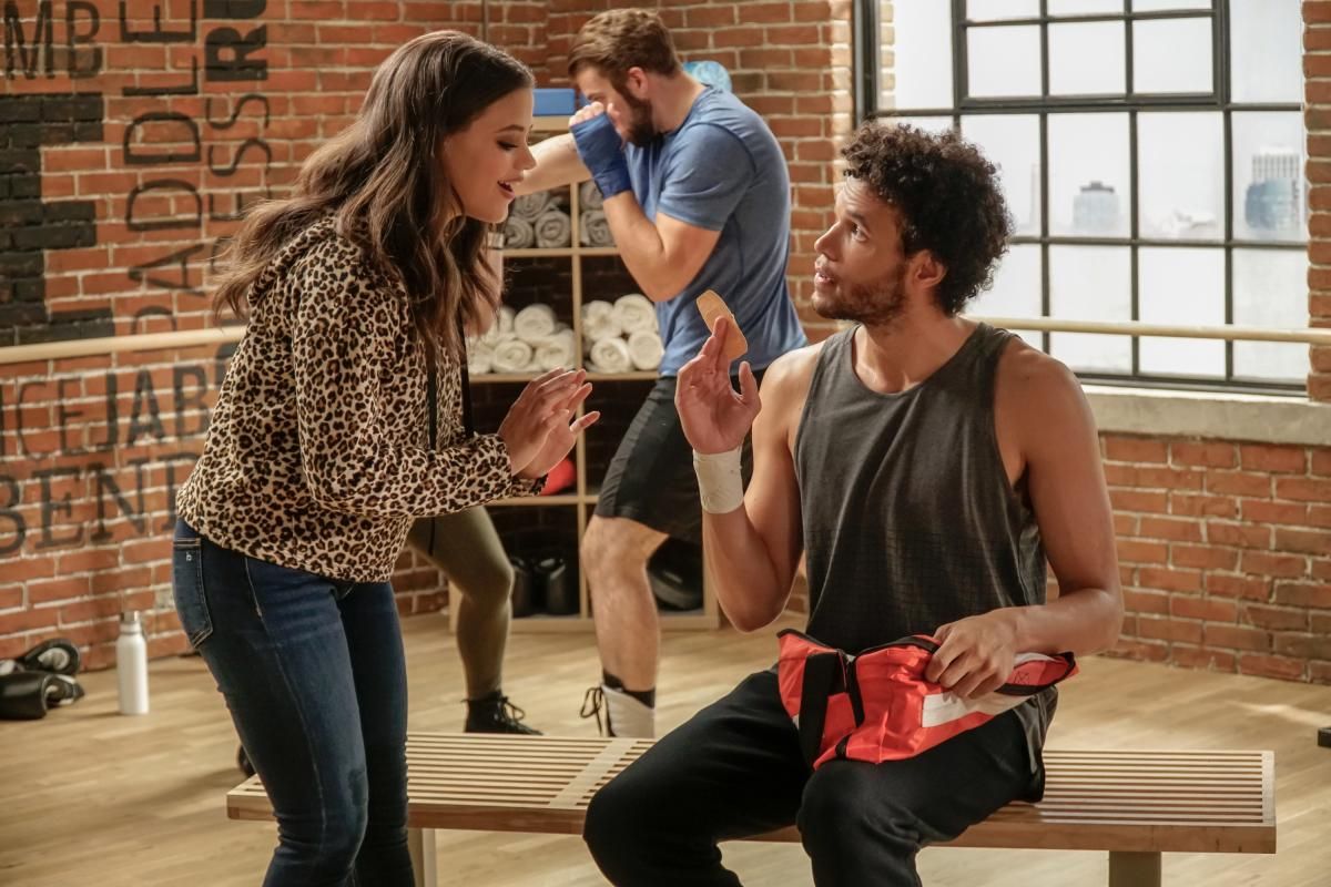 Foto de Jordan Donica - Embrujadas (2018) : Foto Sarah Jeffery, Jordan ...