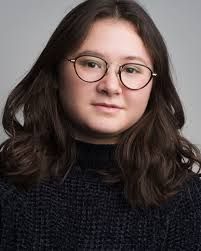 Megan Richards - SensaCine.com
