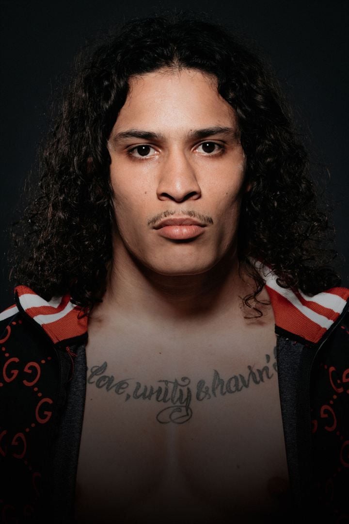 Hatik - SensaCine.com