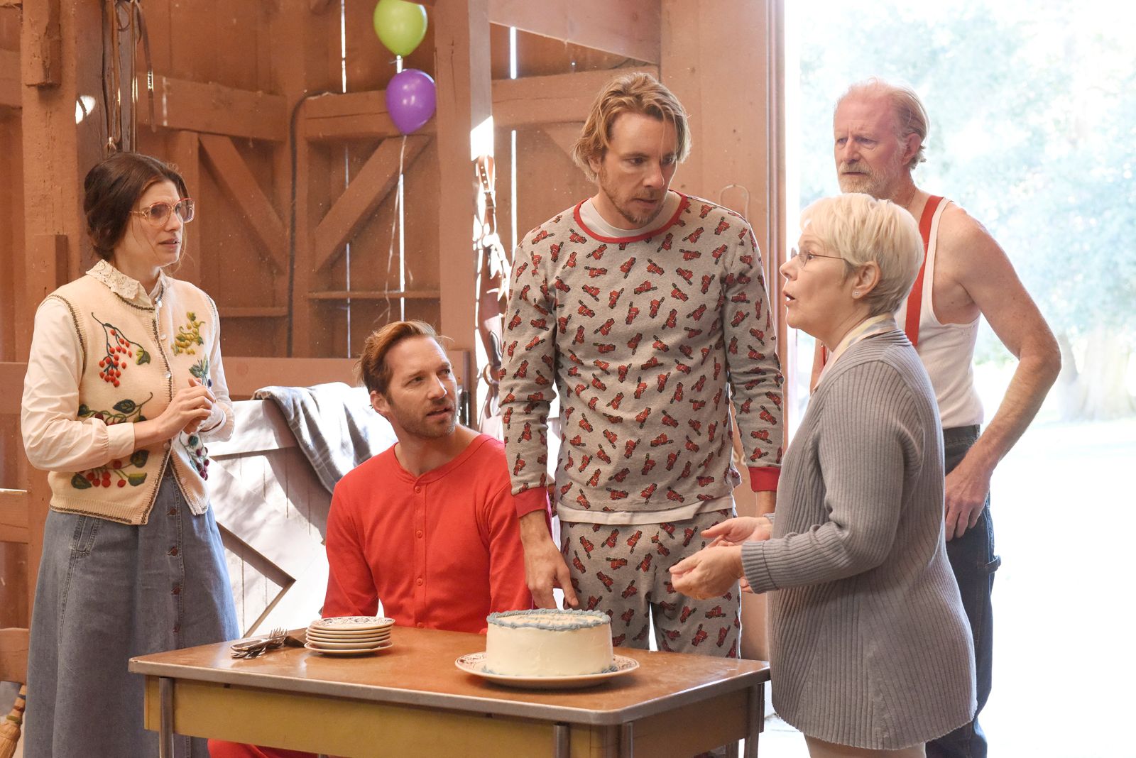 Foto de Dax Shepard - Bless This Mess : Foto Christine Estabrook, Ryan ...