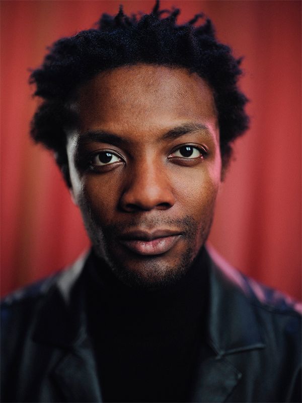 Omari Douglas - SensaCine.com