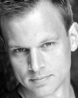 Daniel Hawksford - SensaCine.com