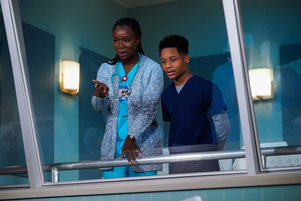 Foto de Travis Wolfe Jr. - Foto Travis Wolfe Jr., Folake Olowofoyeku ...