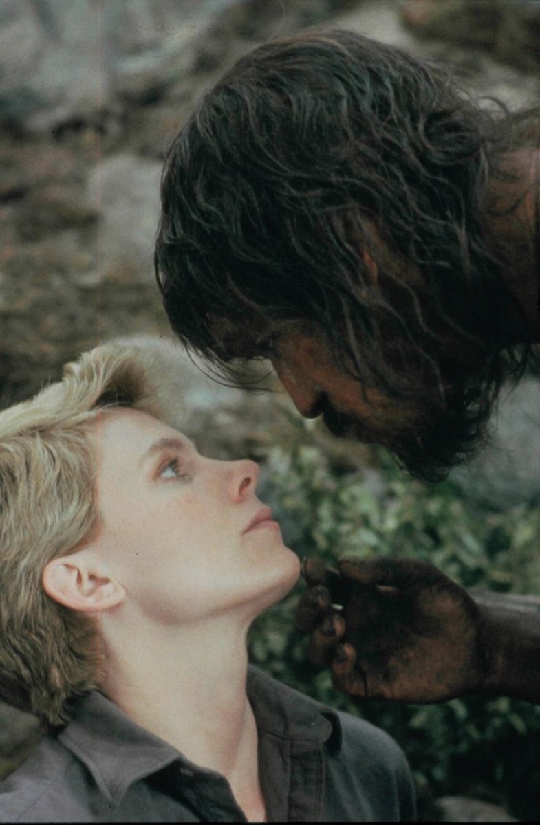 Foto de John Lone - Foto Lindsay Crouse, John Lone - Foto 5 de 8 ...