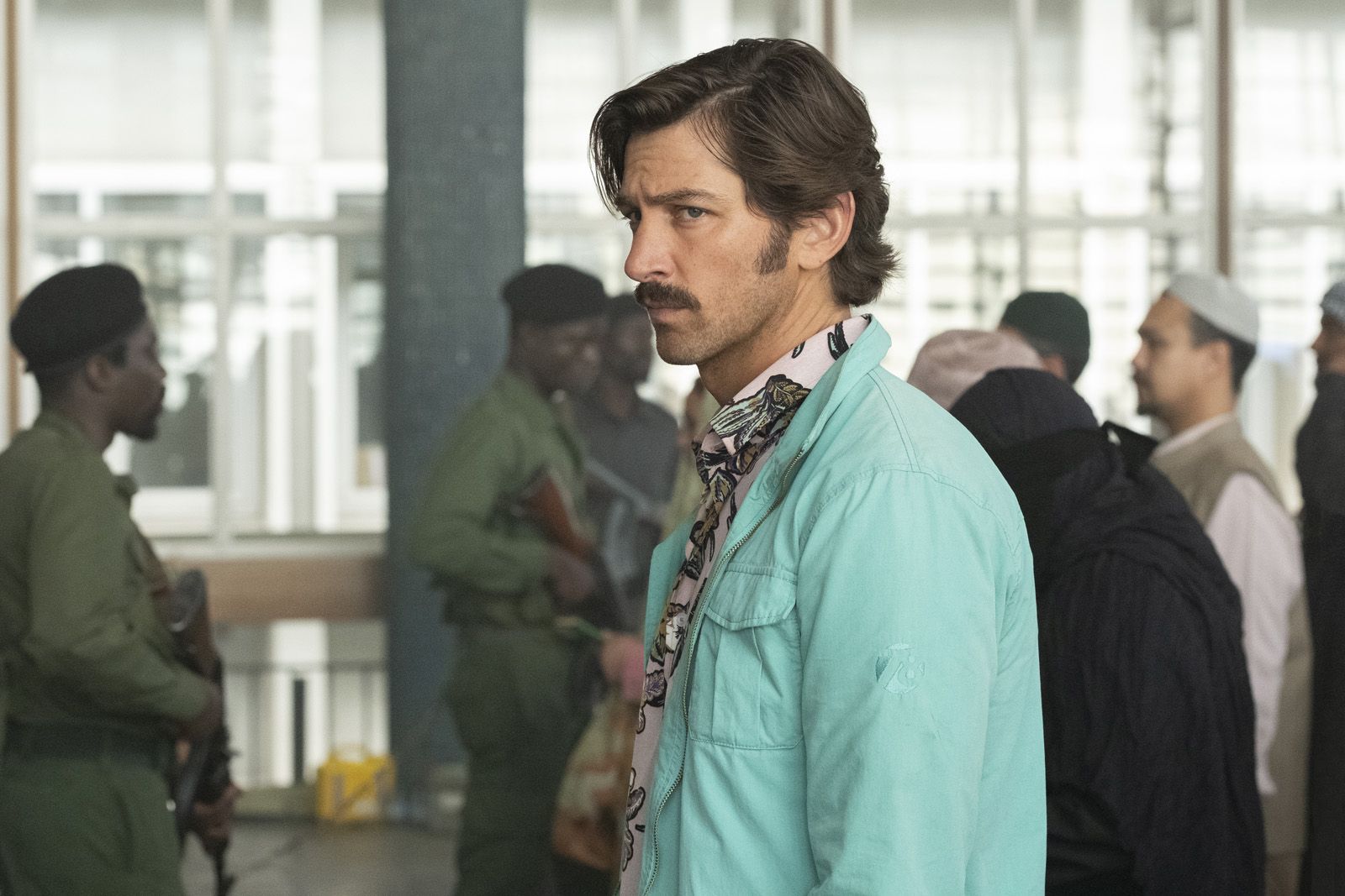 Foto de Michiel Huisman - Rescate en el Mar Rojo : Foto Michiel Huisman ...