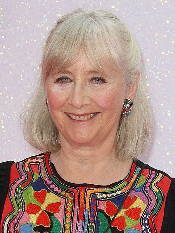 Gemma Jones : sus películas y series en streaming - SensaCine.com