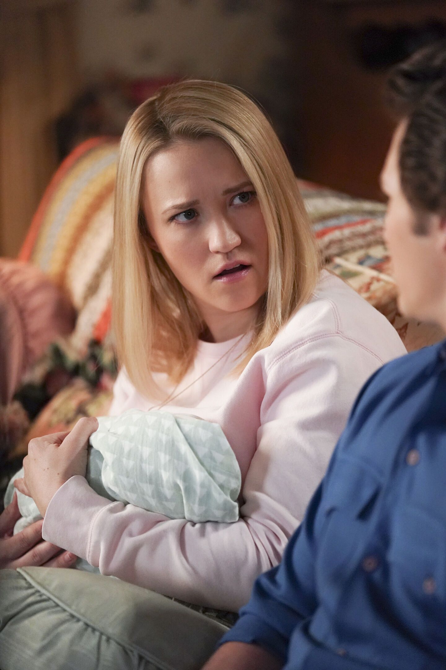 El joven Sheldon : El joven Sheldon : Foto Emily Osment - Foto 11 sobre ...